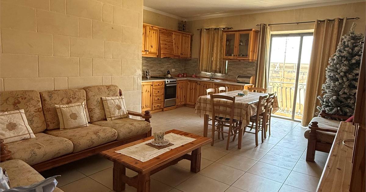 Ghajnsielem Gozo - 3 Bedroom Furnished Apartment + Garage